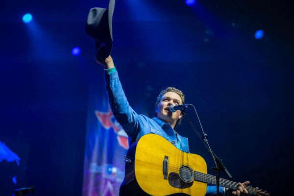 Zach Top Setlist: Houston Livestock Show & Rodeo